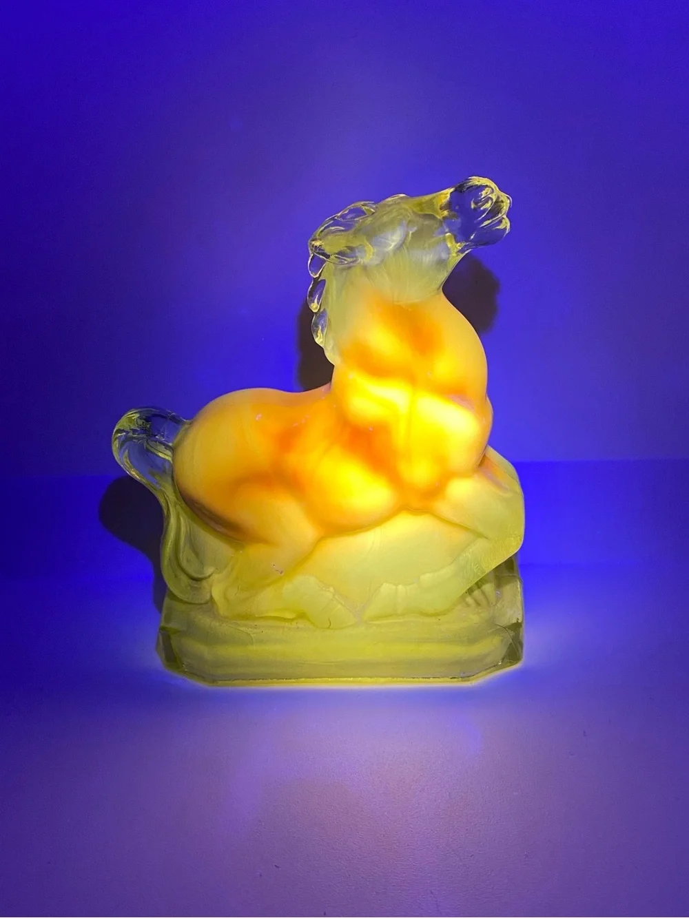 Boyd Glass | Art | Joey Horse Boyd Glass Yellow Cornsilk Slag Glass ...